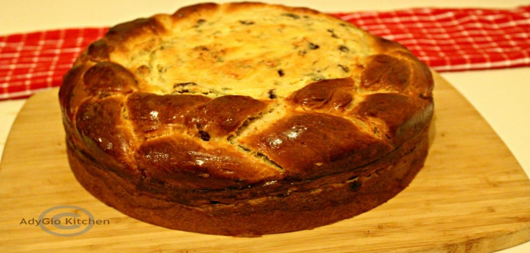 Pasca cu branza de vaci si stafide reteta