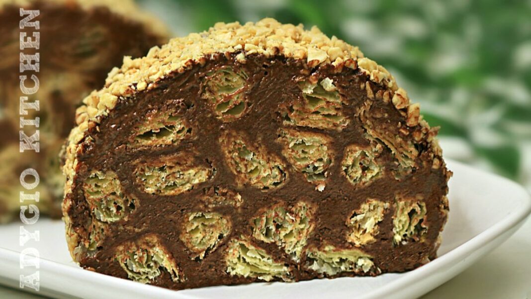 Rulada de vis cu ciocolata si alune reteta rapida si simpla - Adygio ...