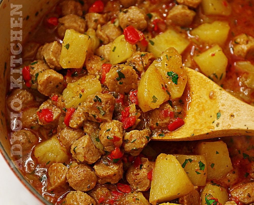 Mancare de post gustoasa cu soia si cartofi - Adygio Kitchen