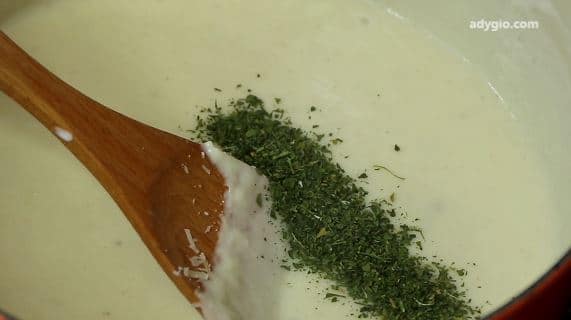 Paste cu sos alb - Adygio Kitchen