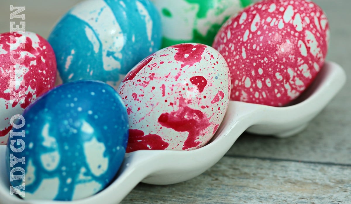Oua de paste - 3 variante cu aceeasi vopsea - Adygio Kitchen