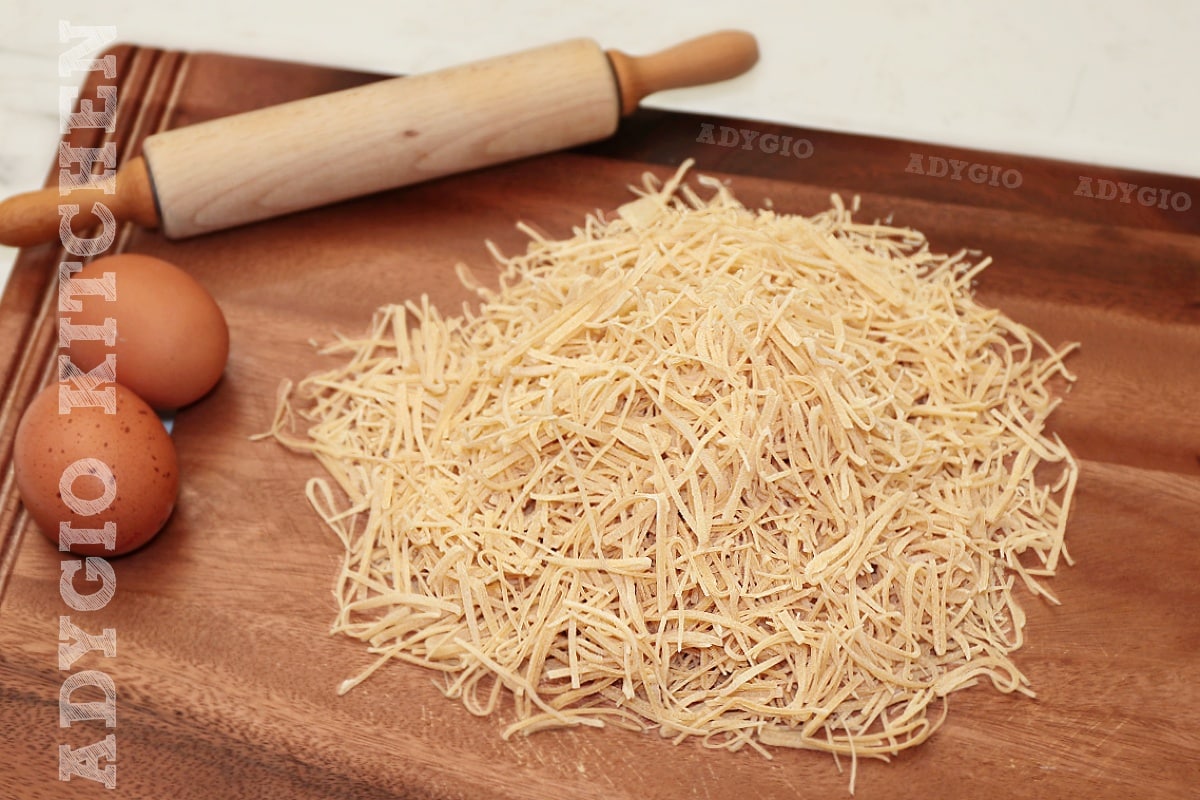 Taitei de casa reteta simpla cu toate secretele